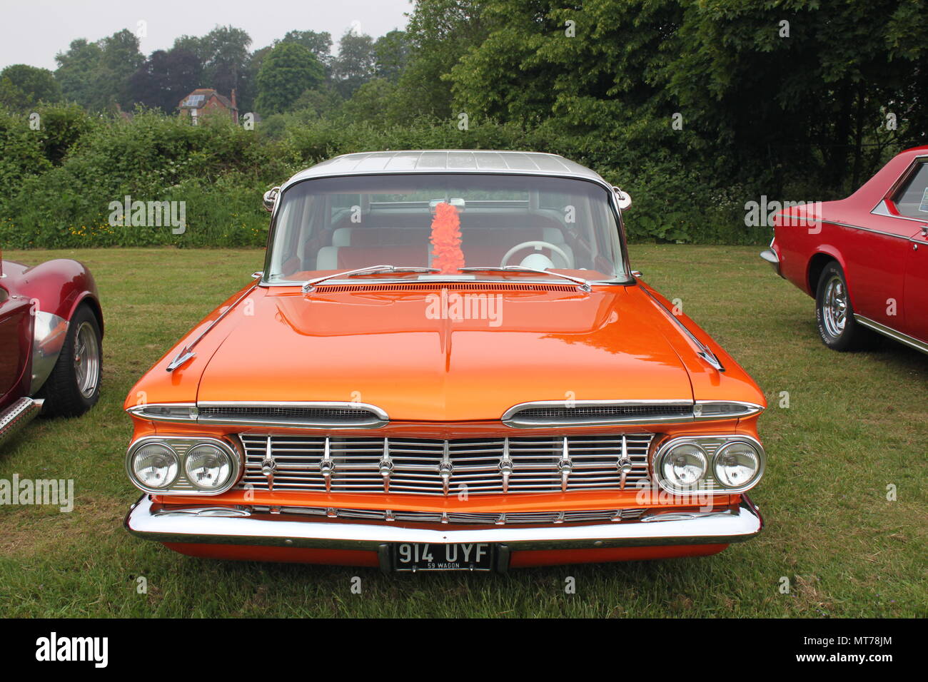 Chevy engine orange hi-res stock photography and images - Alamy