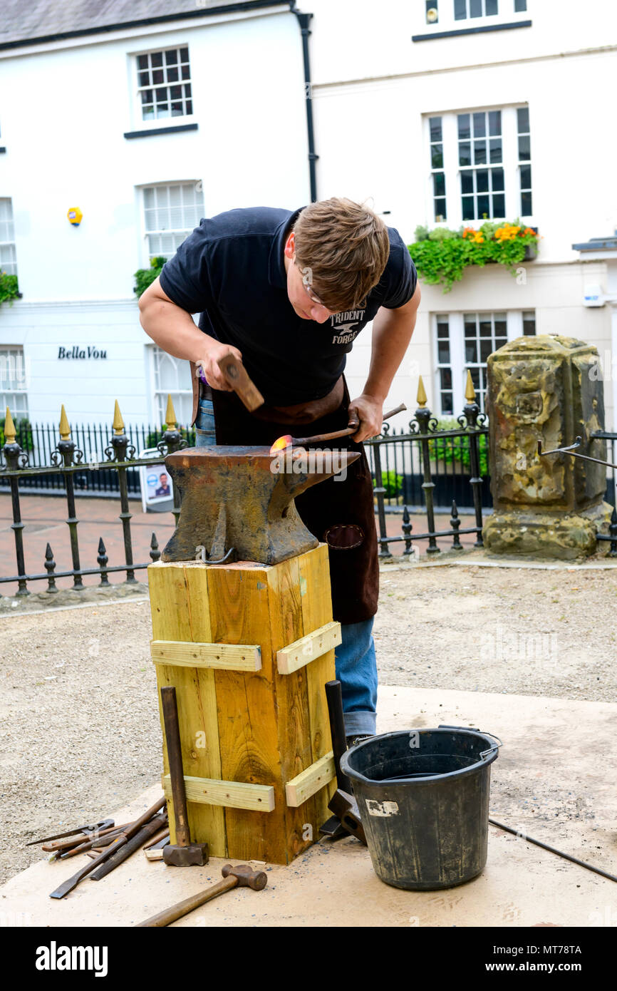 The blacksmiths craft hi-res stock photography and images - Alamy