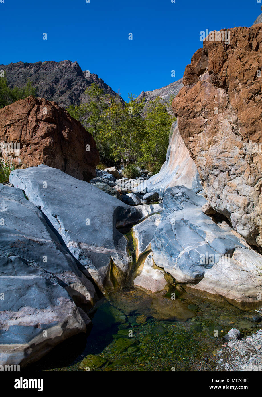 Dry wadi, Al Hajar Mountains, Bilad Sayt, Oman Stock Photo - Alamy