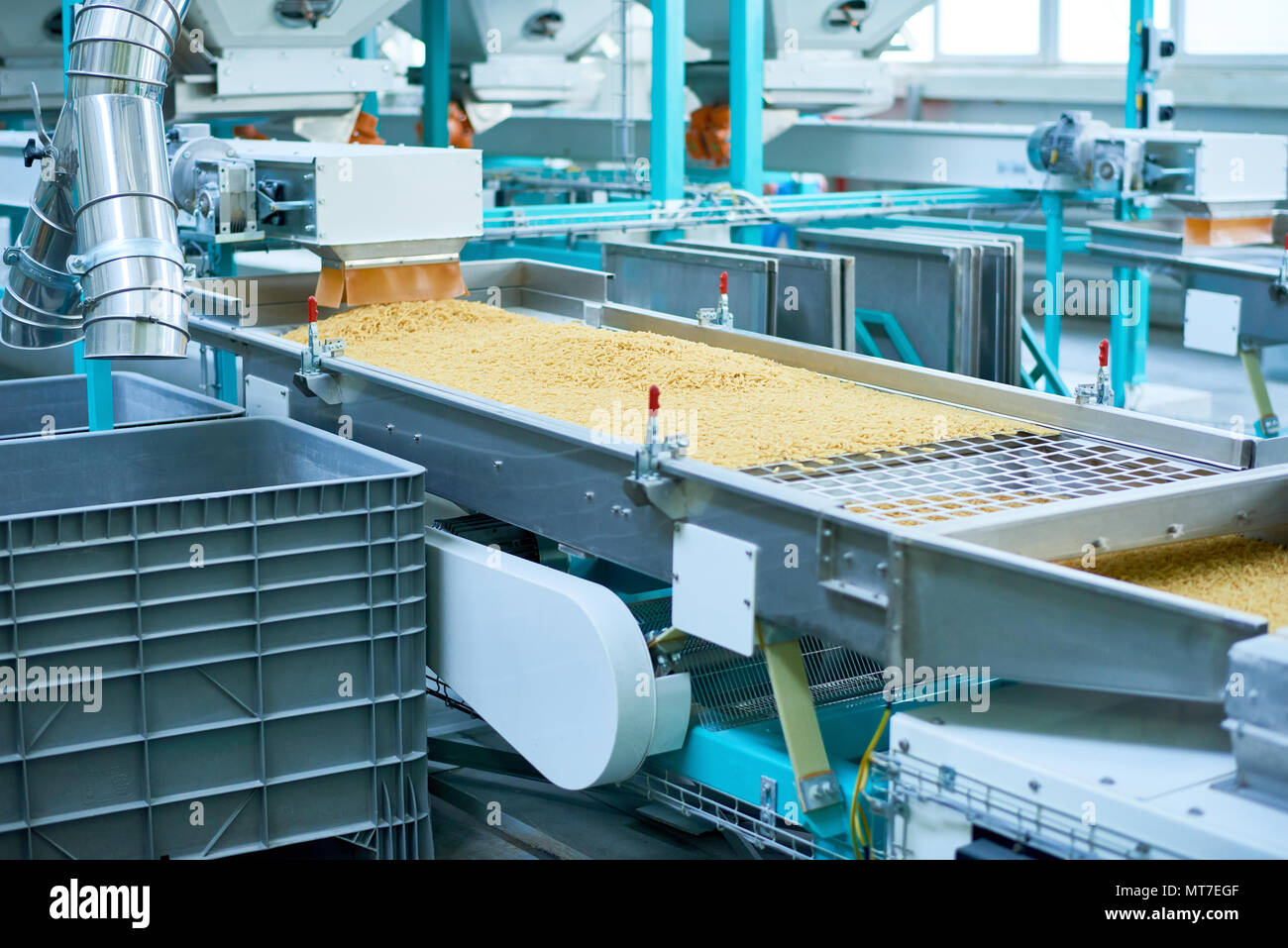 Macaroni factory hi-res stock photography and images - Alamy