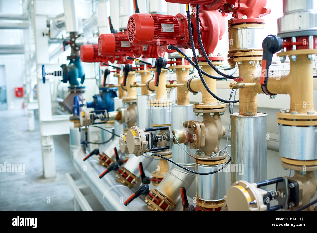 Supply piping hi-res stock photography and images - Alamy