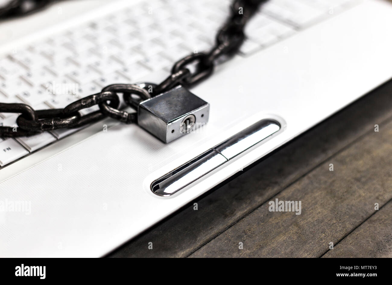 Open laptop chain hi-res stock photography and images - Alamy