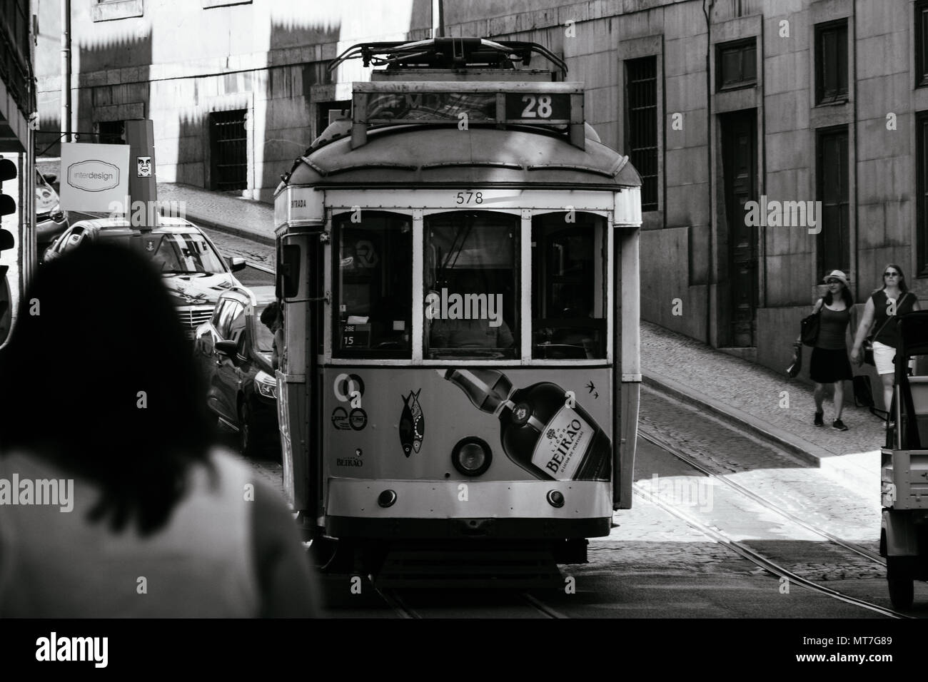 Tranvia lisboa hi-res stock photography and images - Alamy