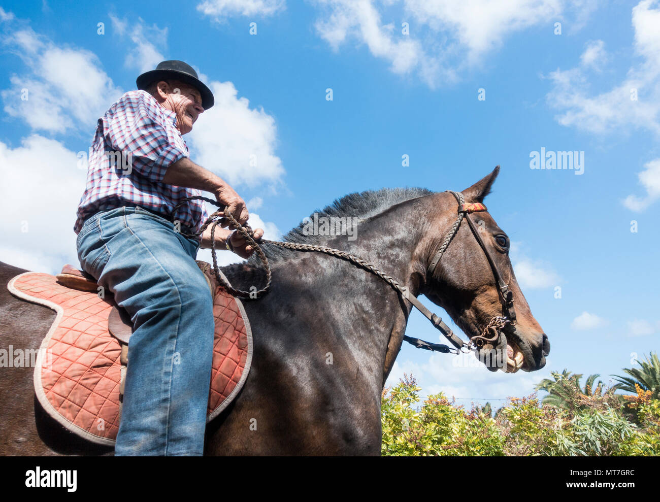 Farmer riding horse hi-res stock photography and images - Alamy