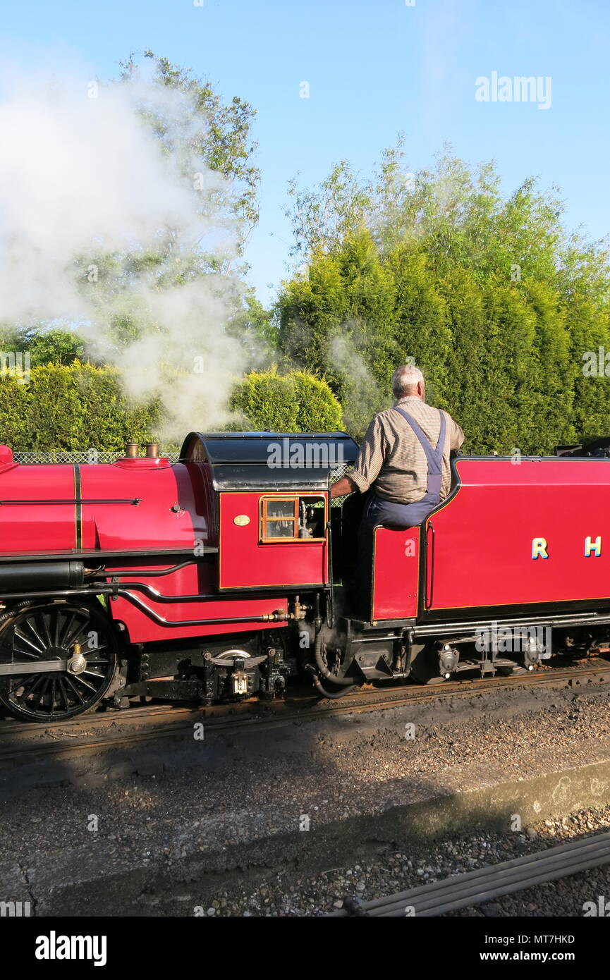 The steam engine Winston Churchill on the Romney, Hythe & Dymchurch ...