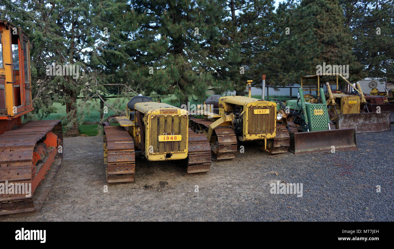 Antique farm hi-res stock photography and images - Alamy