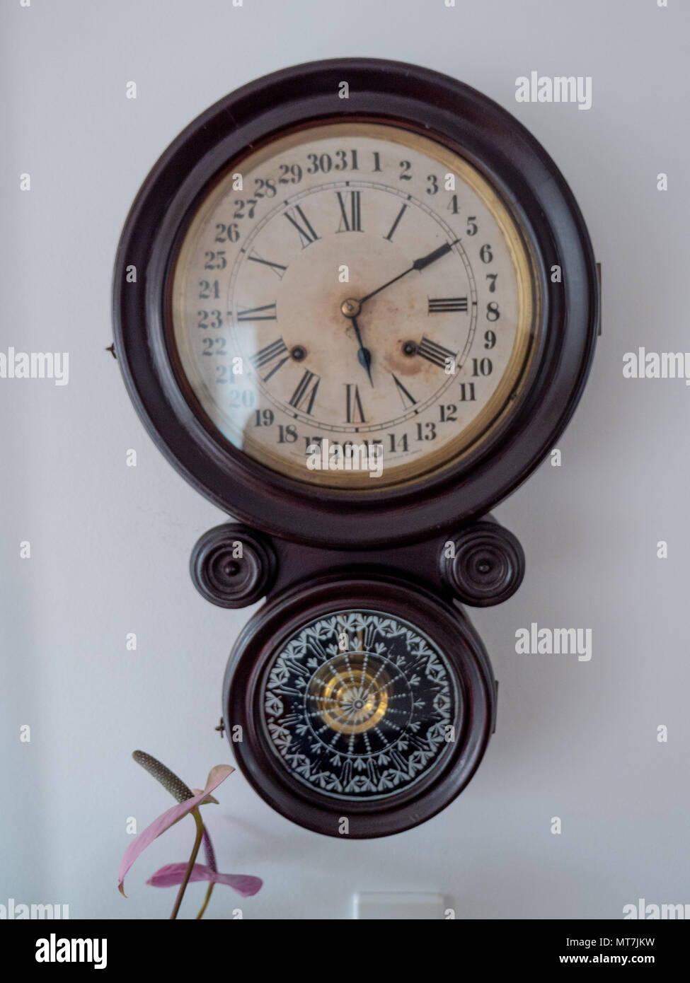 vintage old clock Stock Photo - Alamy