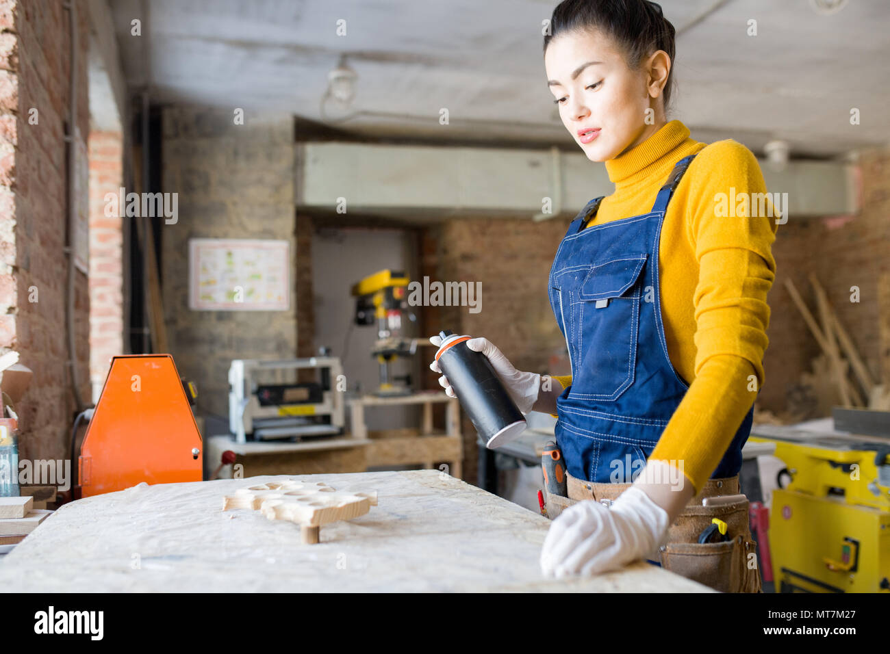 Painting woodwork hi-res stock photography and images - Alamy