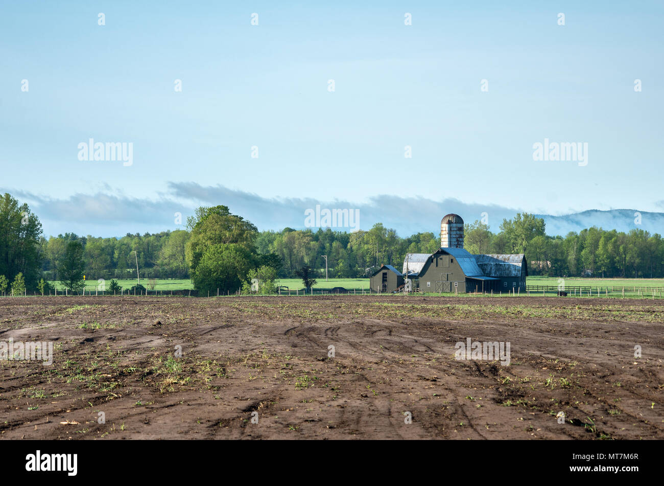 Small farm in the north country of upstate, NY Stock Photo - Alamy