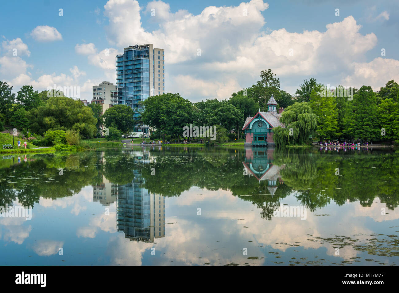 Harlem meer central park manhattan hi-res stock photography and images ...