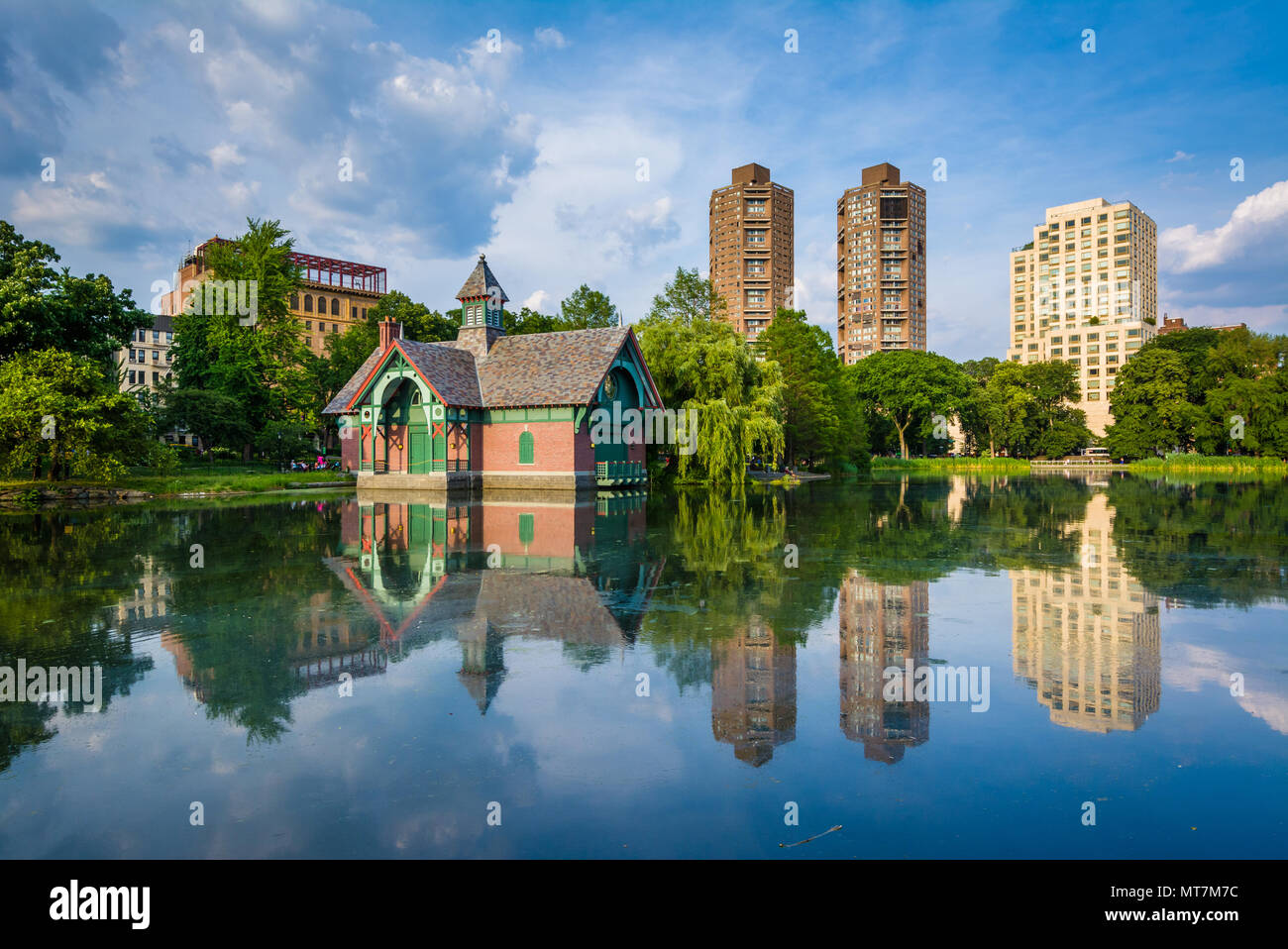 Harlem Meer in Central Park, Manhattan, New York City Stock Photo - Alamy