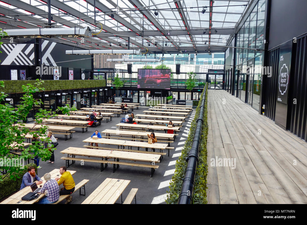 Croydon station screen hi-res stock photography and images - Alamy