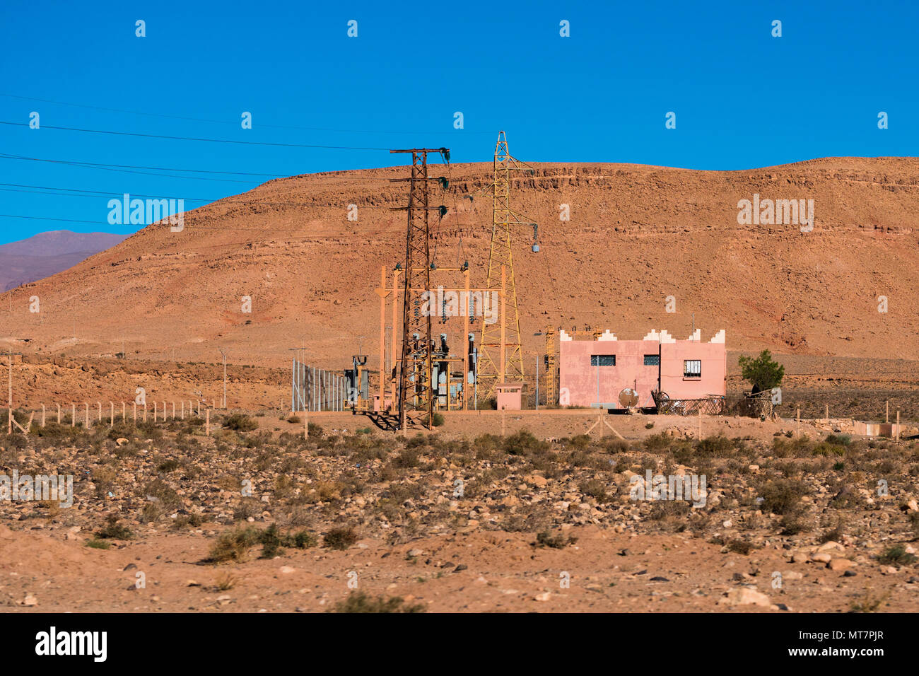 High voltage transmission line for electricity in Sahara desert in ...