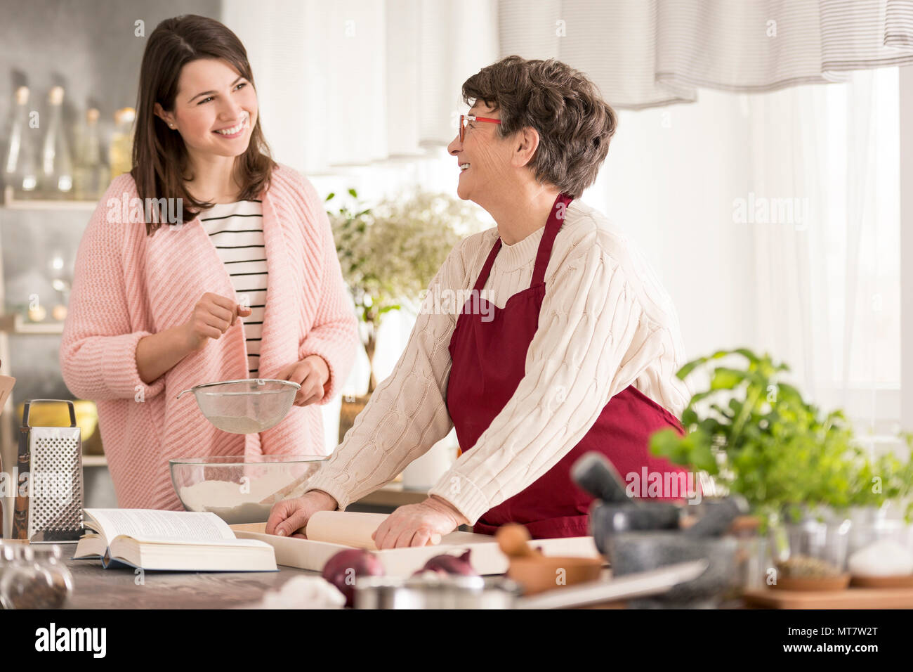 Grandma kitchen apron hi-res stock photography and images - Alamy