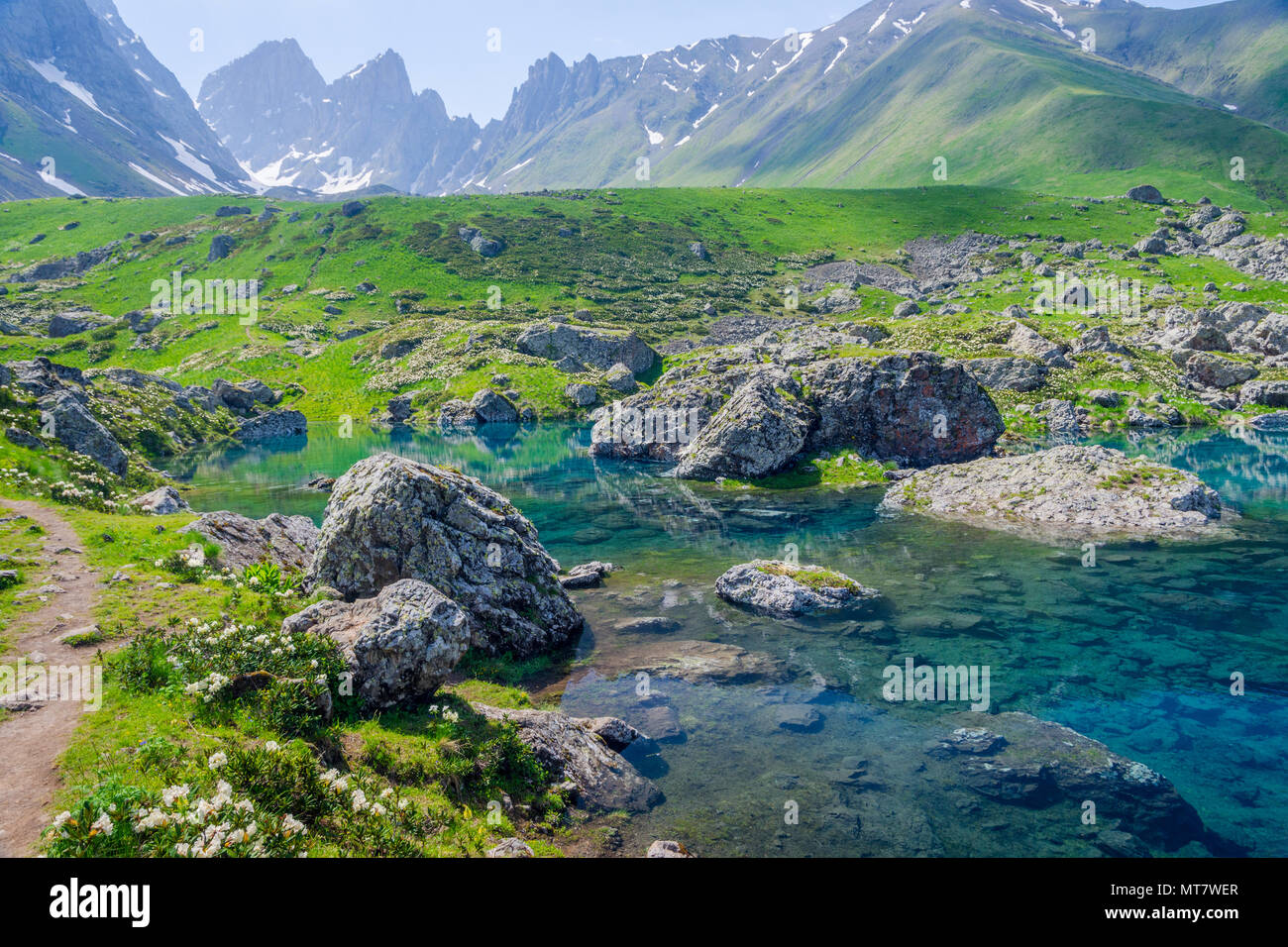 Blue Lake in Roshka - Chauki mountain valley, Georgia Stock Photo - Alamy