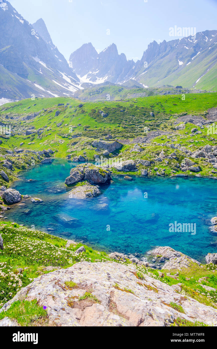 Blue Lake in Roshka - Chauki mountain valley, Georgia Stock Photo - Alamy