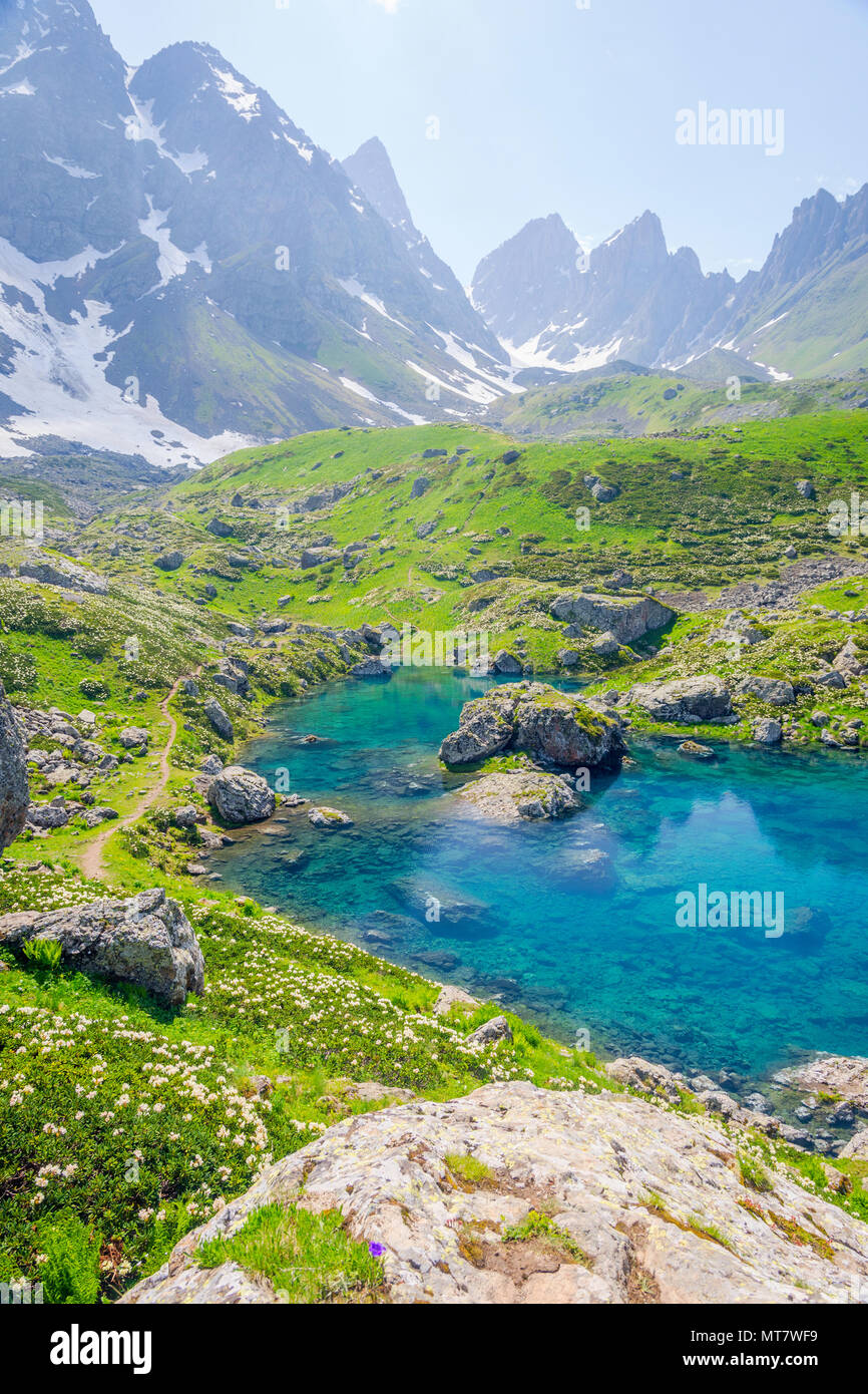 Blue Lake in Roshka - Chauki mountain valley, Georgia Stock Photo - Alamy