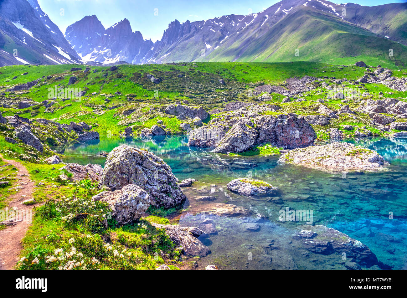 Blue Lake in Roshka - Chauki mountain valley, Georgia Stock Photo - Alamy