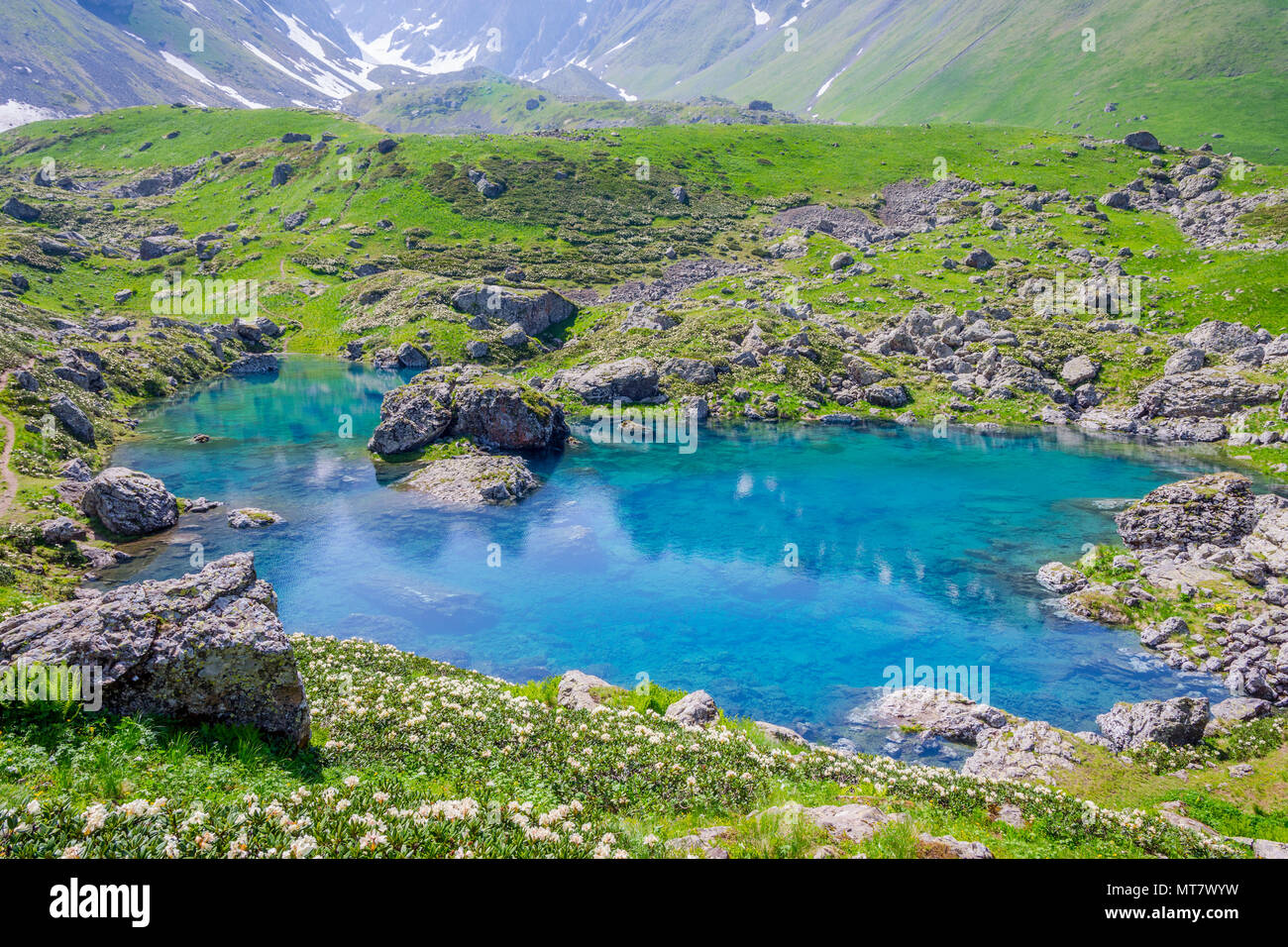 Blue Lake in Roshka - Chauki mountain valley, Georgia Stock Photo - Alamy