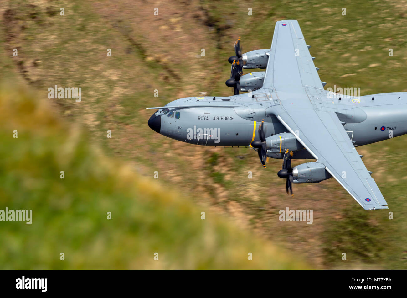 Mach loop aircraft hi-res stock photography and images - Alamy