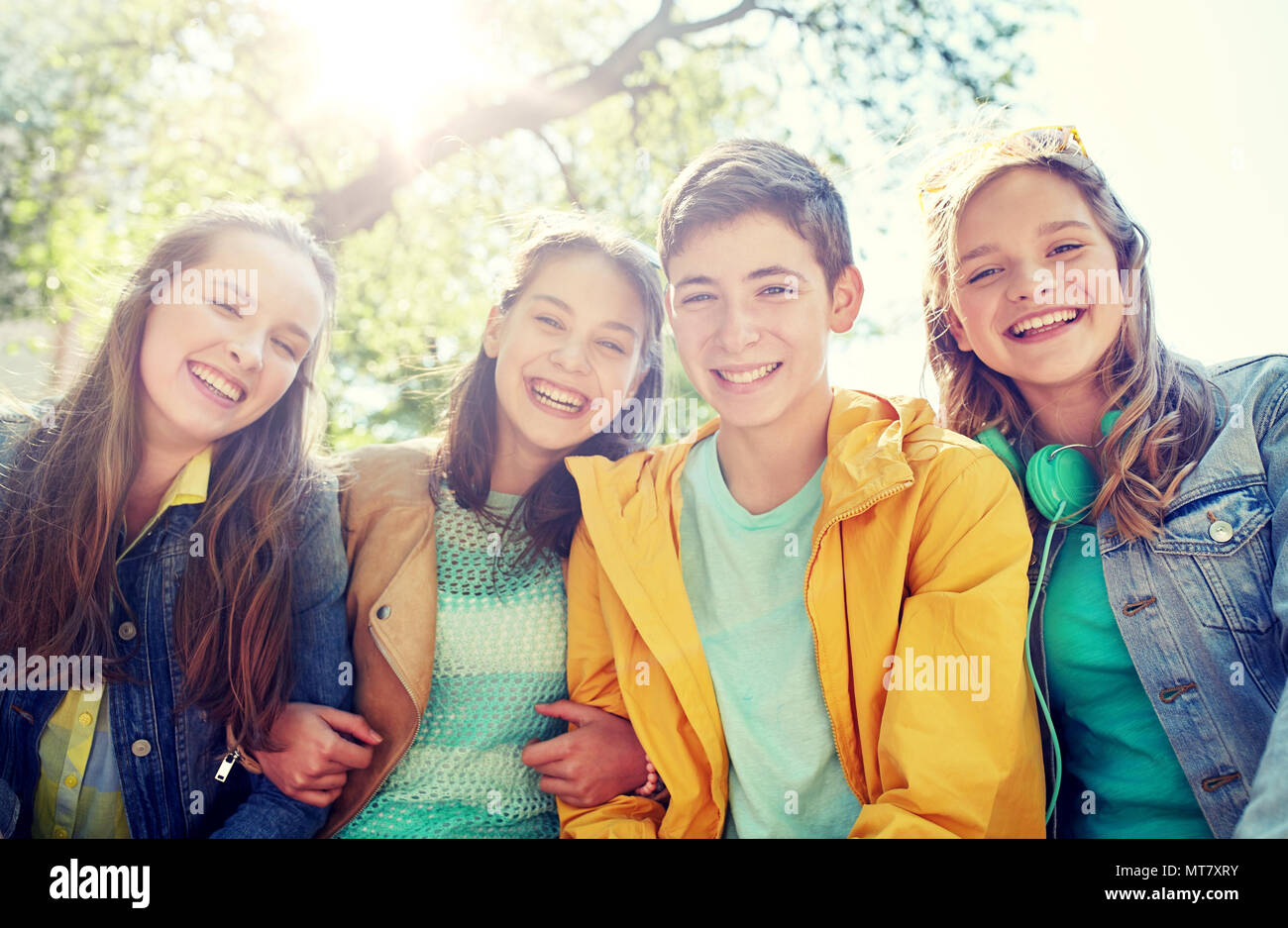 Group friends outdoors school hi-res stock photography and images - Alamy