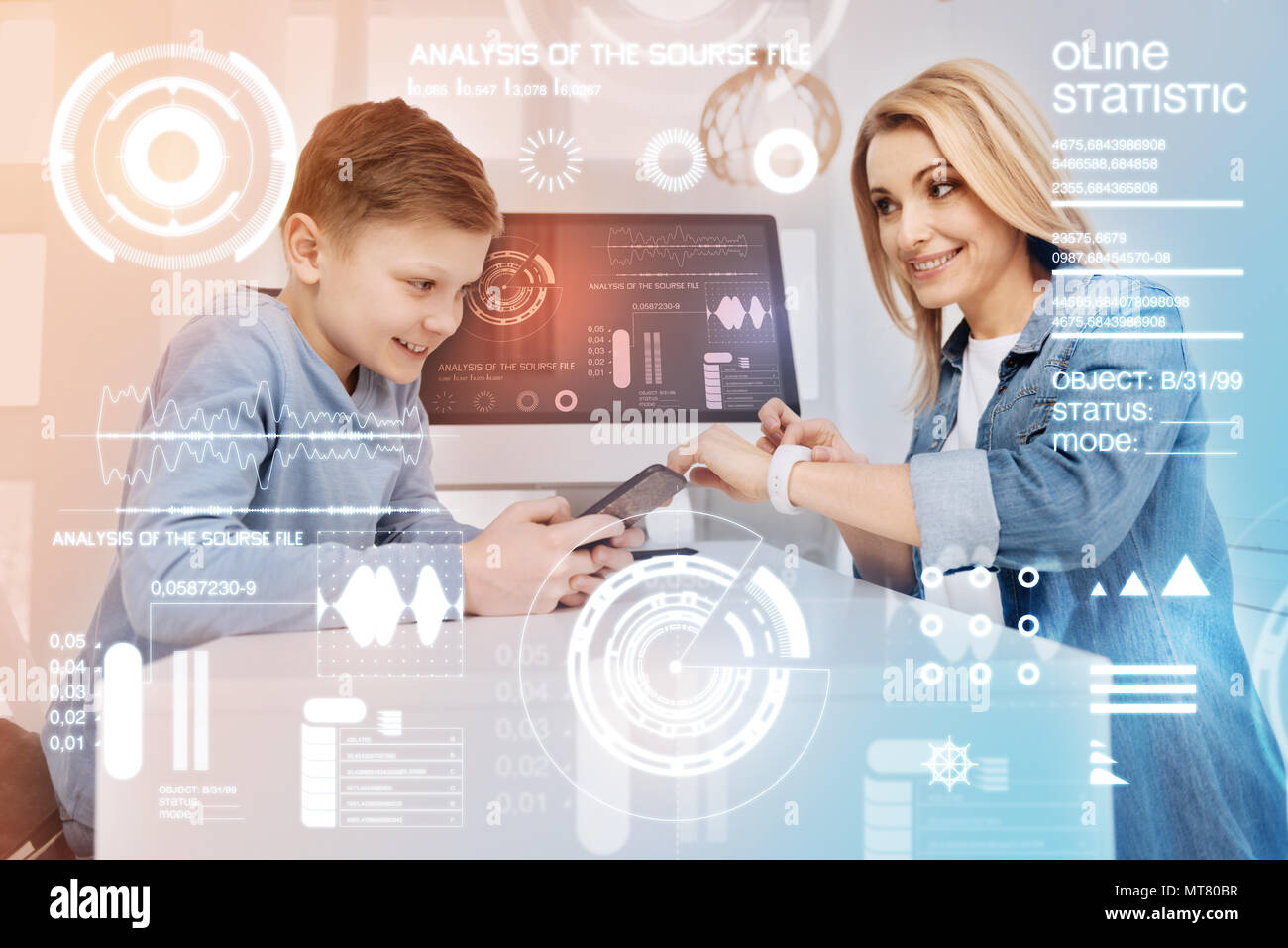 Electronic devices family hi-res stock photography and images - Alamy