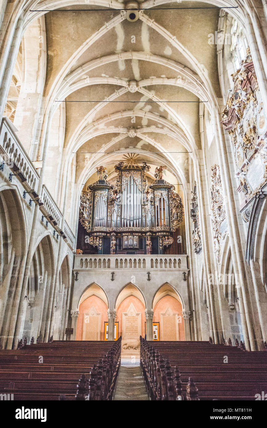 Architettura lan hi-res stock photography and images - Alamy