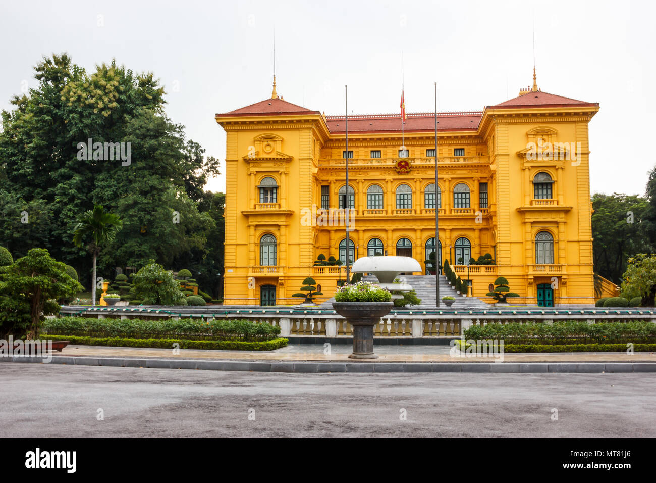 French Colonial Architecture In Vietnam Stock Photos & French Colonial ...