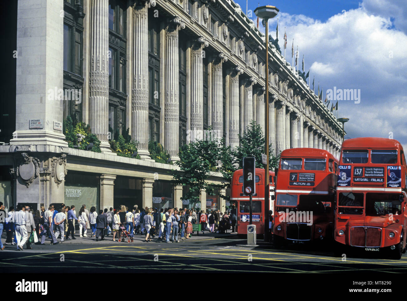 1980s london street hi-res stock photography and images - Alamy