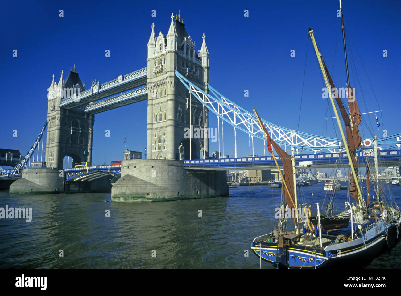 1988 HISTORICAL TOWER BRIDGE TOWER BRIDGE (©HORACE JONES & JOHN WOLFE ...
