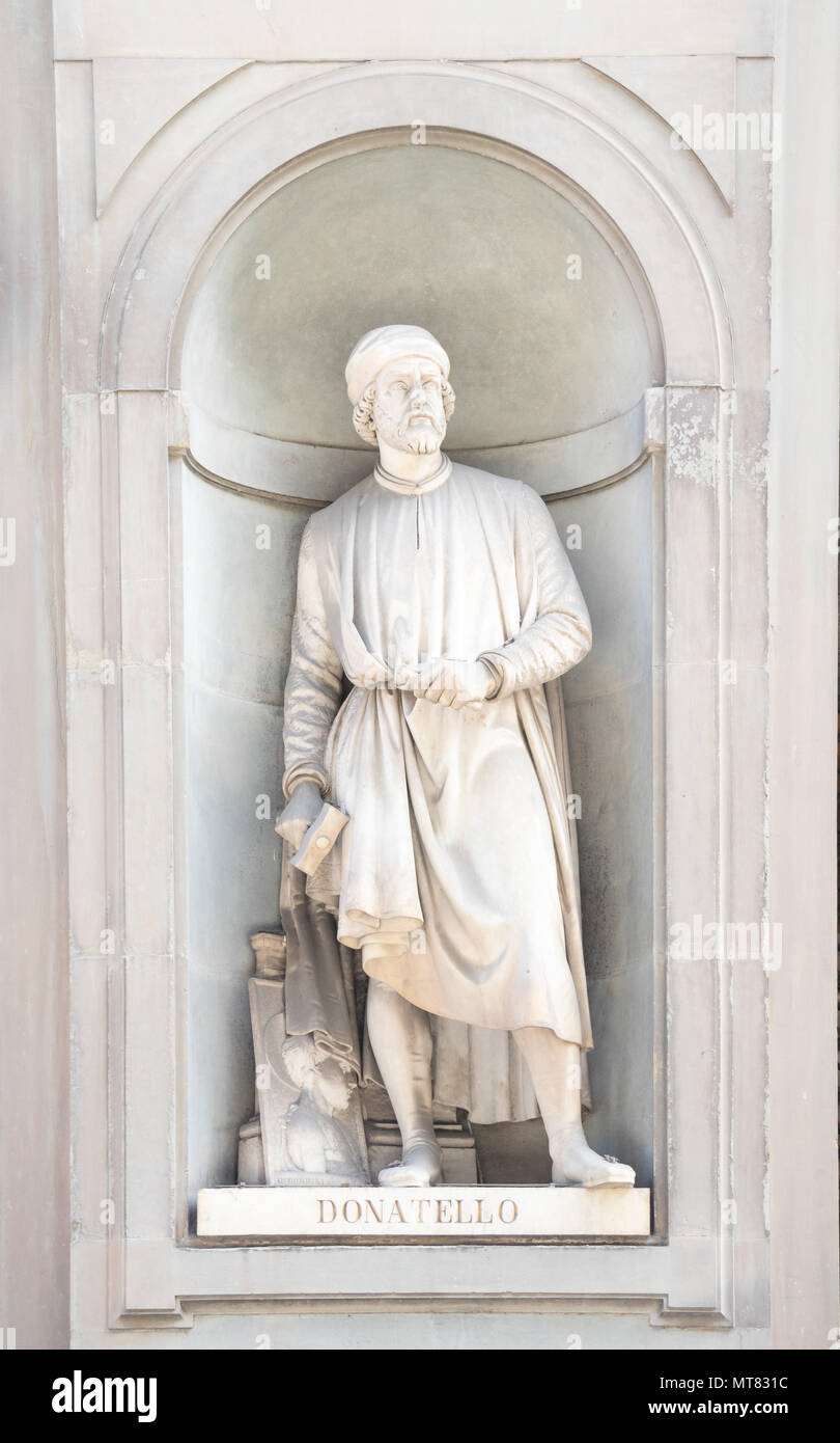 Statue of renaissance sculptor donatello hi-res stock photography and ...