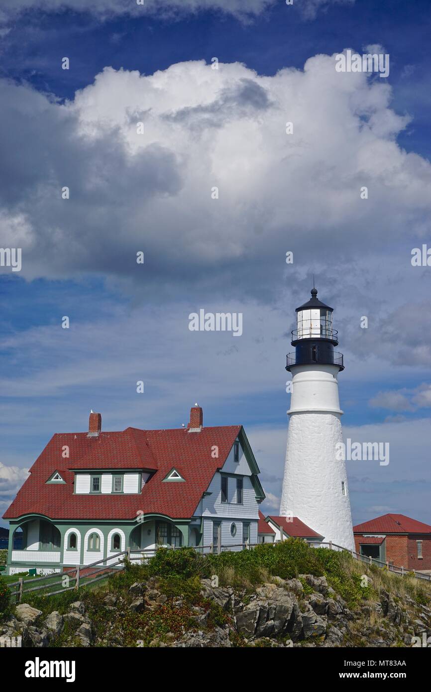 Cape Elizabeth, Maine, USA: Portland Head Light (1791), at the entrance ...