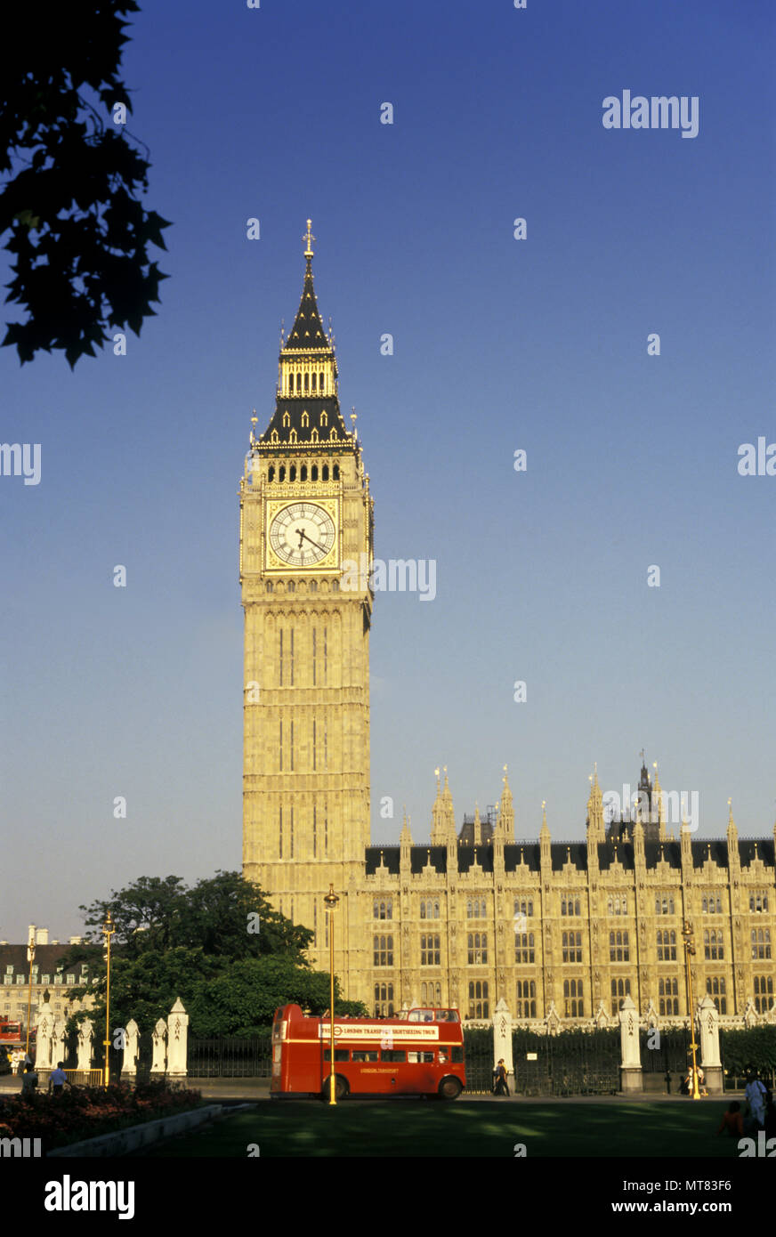 1988 HISTORICAL BIG BEN PARLIAMENT SQUARE LONDON ENGLAND UK Stock Photo ...