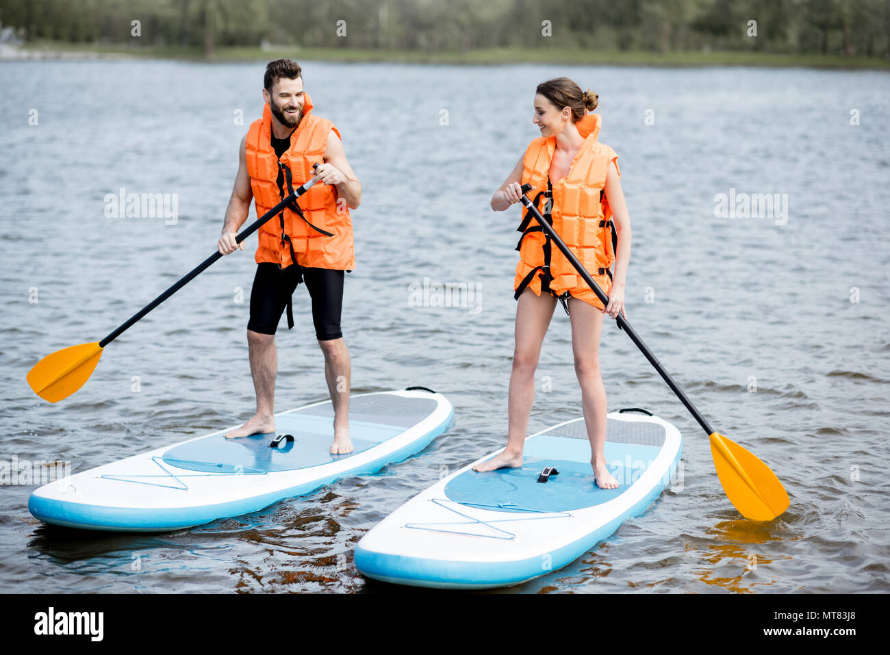 Teaching rowing hi-res stock photography and images - Alamy