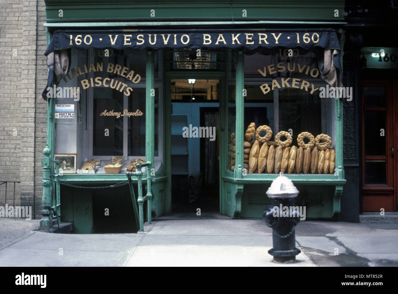 1988 HISTORICAL VESUVIO BAKERY SHOP FRONT SOHO MANHATTAN NEW YORK CITY ...