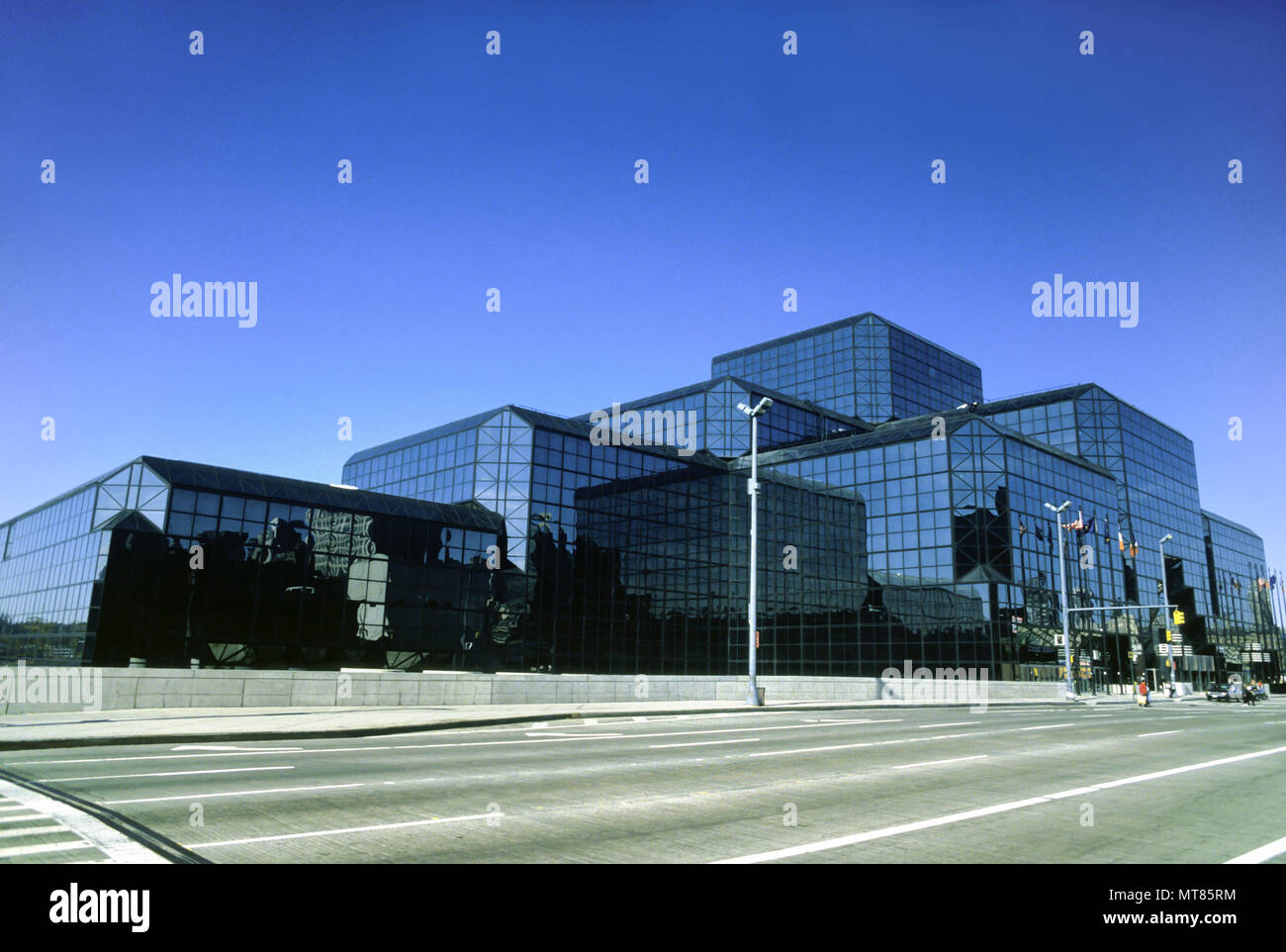 Javits center hi-res stock photography and images - Alamy