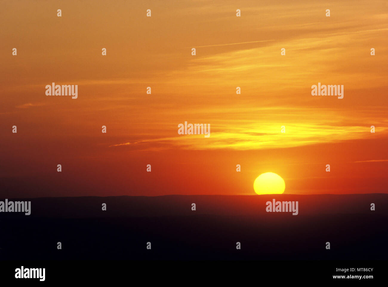 1980s sunset hi-res stock photography and images - Alamy
