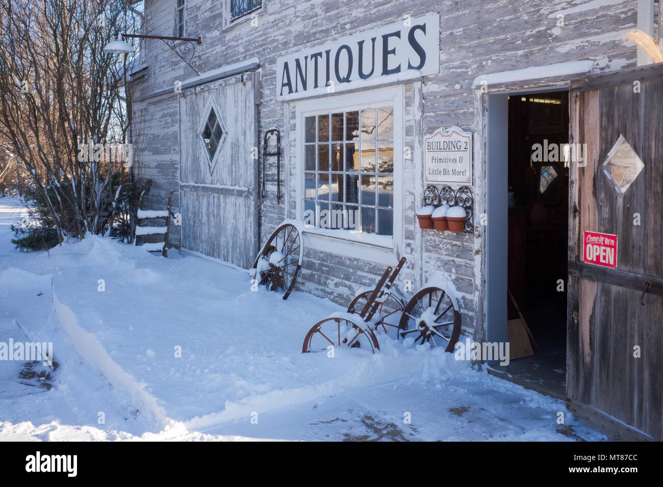Iconic rural scenes of Midwest USA farm landscapes Stock Photo - Alamy