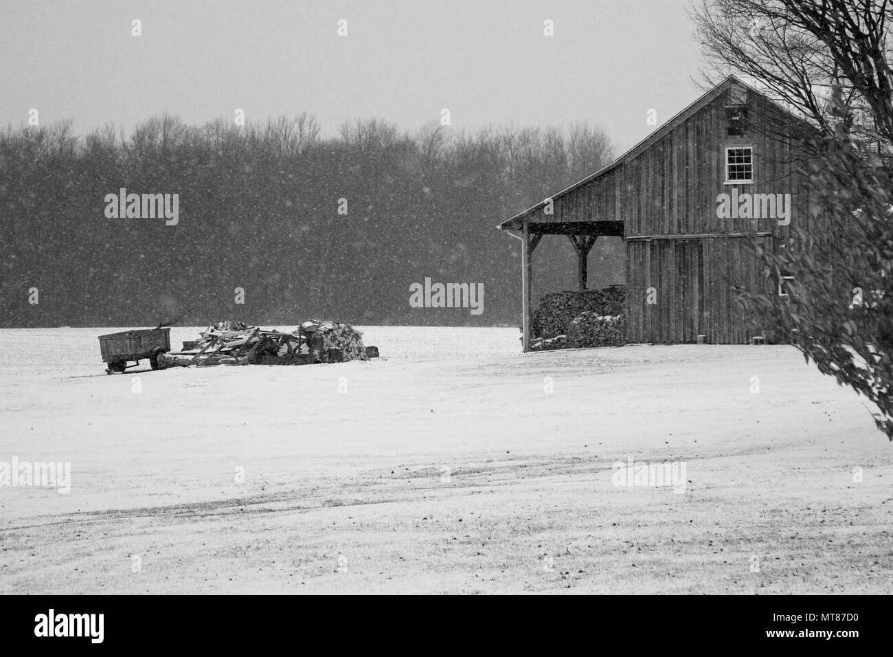 Iconic rural scenes of Midwest USA farm landscapes Stock Photo - Alamy