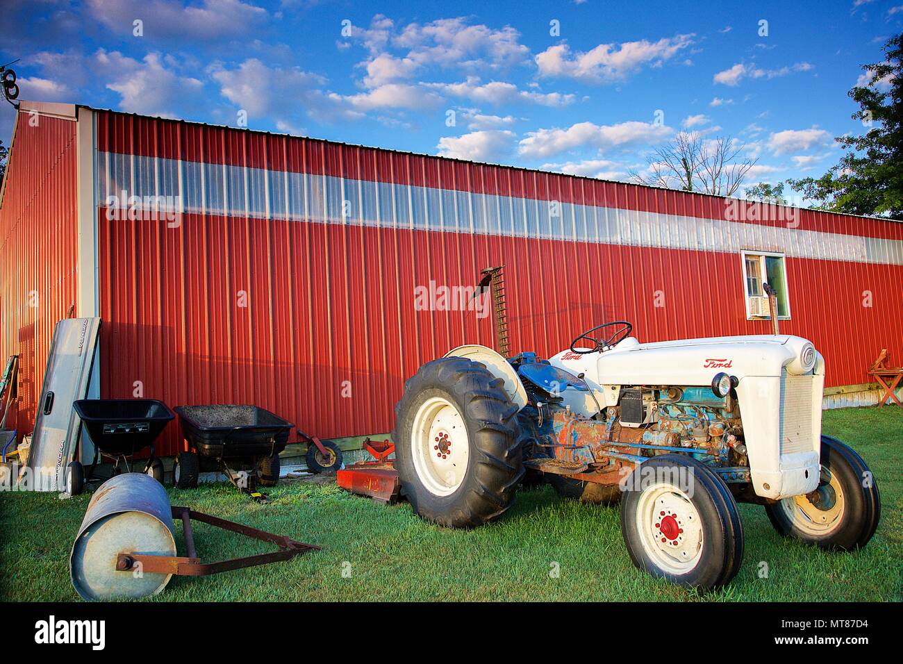 Iconic rural scenes of Midwest USA farm landscapes Stock Photo - Alamy