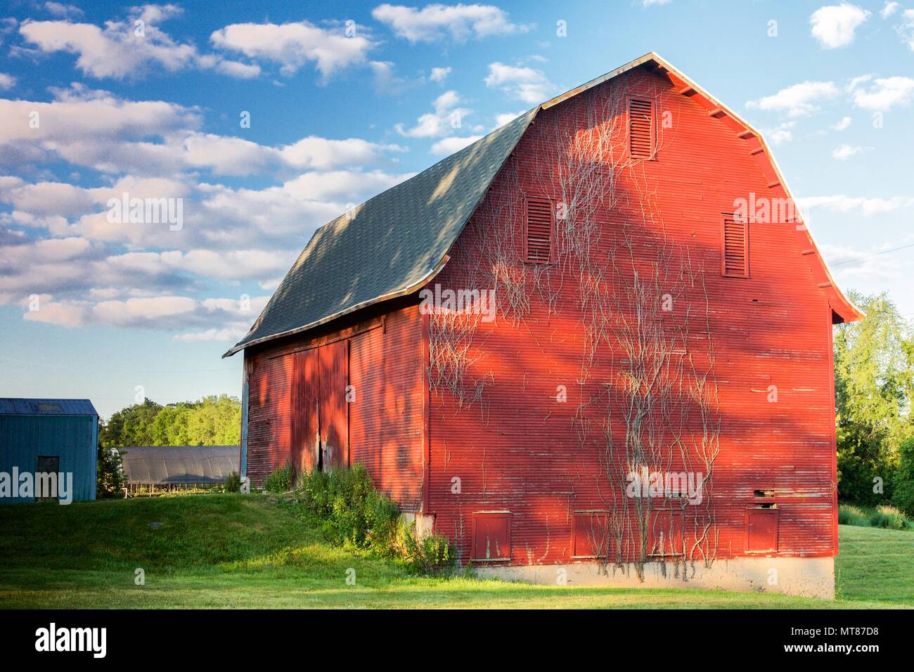 Farm landscapes hi-res stock photography and images - Alamy