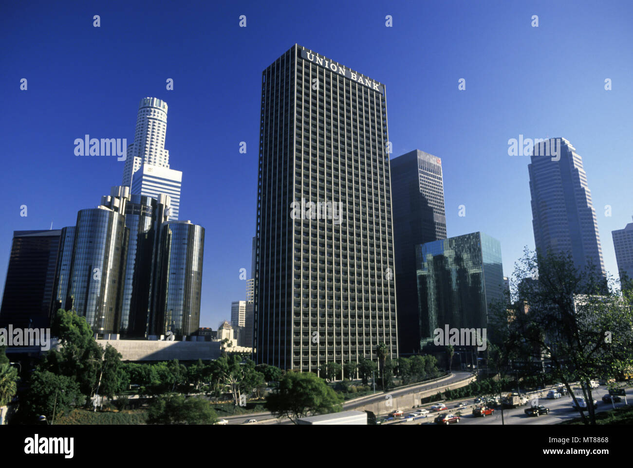 1990 HISTORICAL DOWNTOWN SKYLINE LOS ANGELES CALIFORNIA USA Stock Photo ...
