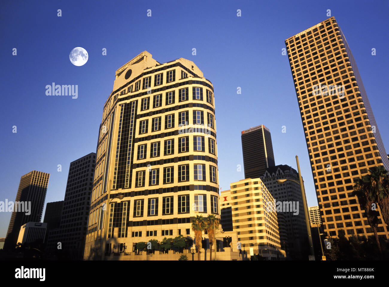 La skyline 1980s hi-res stock photography and images - Alamy