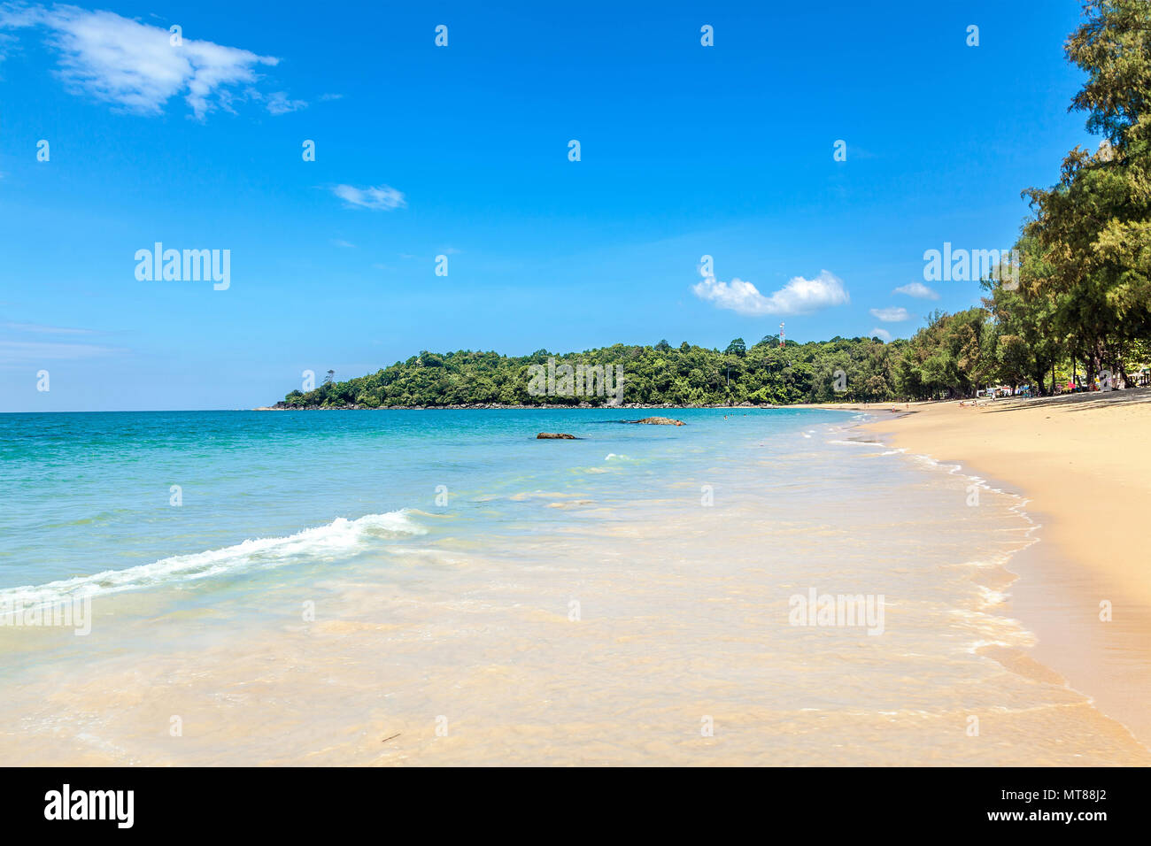Shore of lak hi-res stock photography and images - Alamy