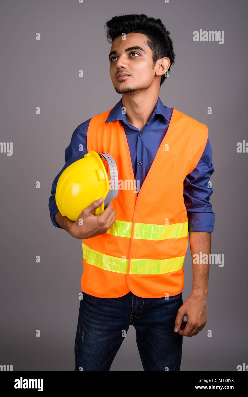 Indian construction worker hi-res stock photography and images - Alamy