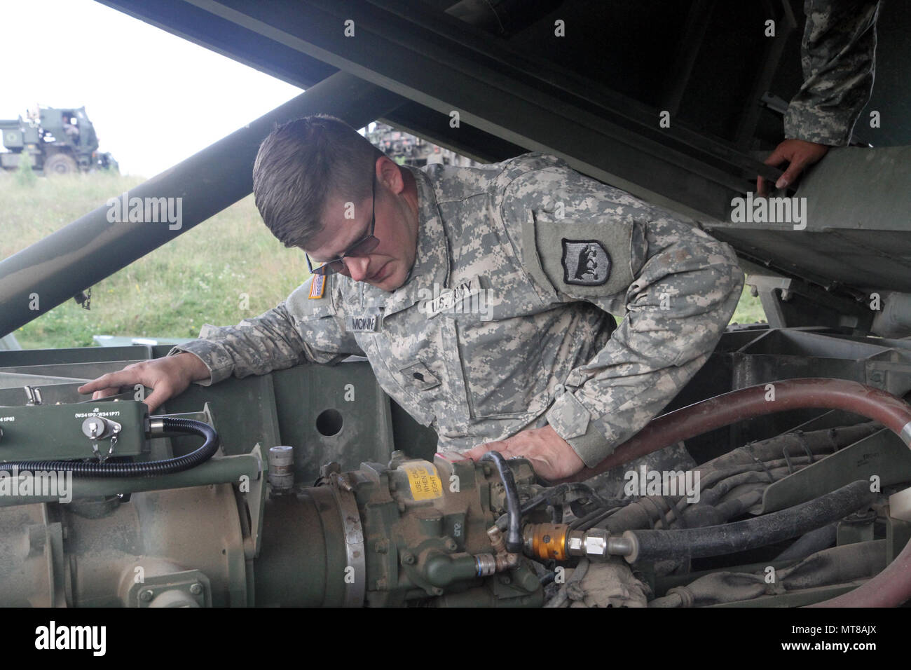 Forward repair system hi-res stock photography and images - Alamy