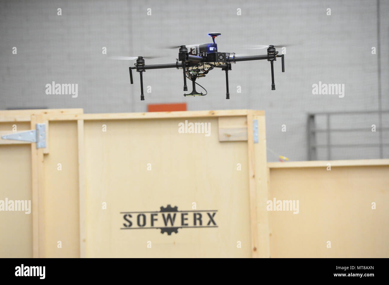 Aerosystems hi-res stock photography and images - Alamy