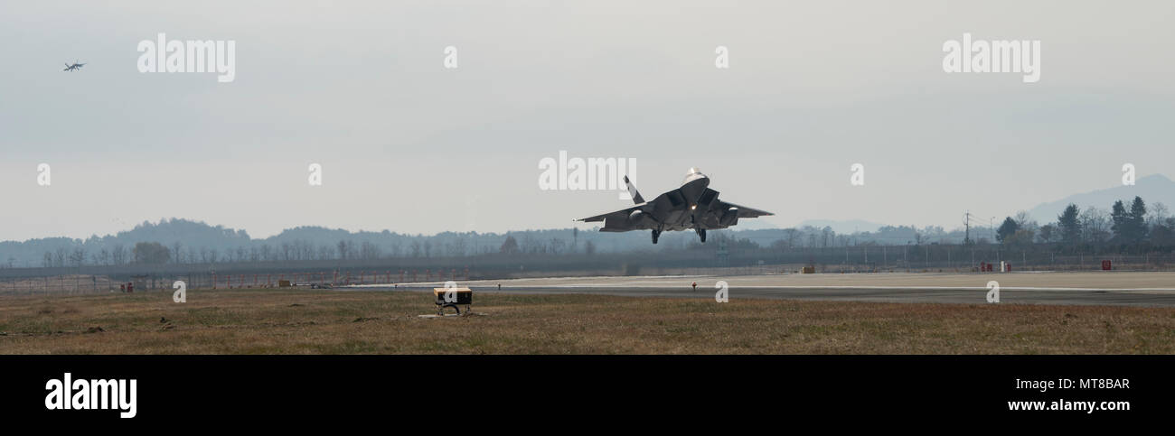 A F-22 Raptor prepares to land at Gwangju Air Base, Republic of Korea ...