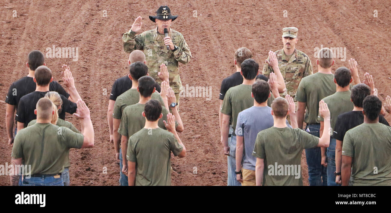 Col. David M. Hodne, deputy commander, 4th Infantry Division and Fort ...