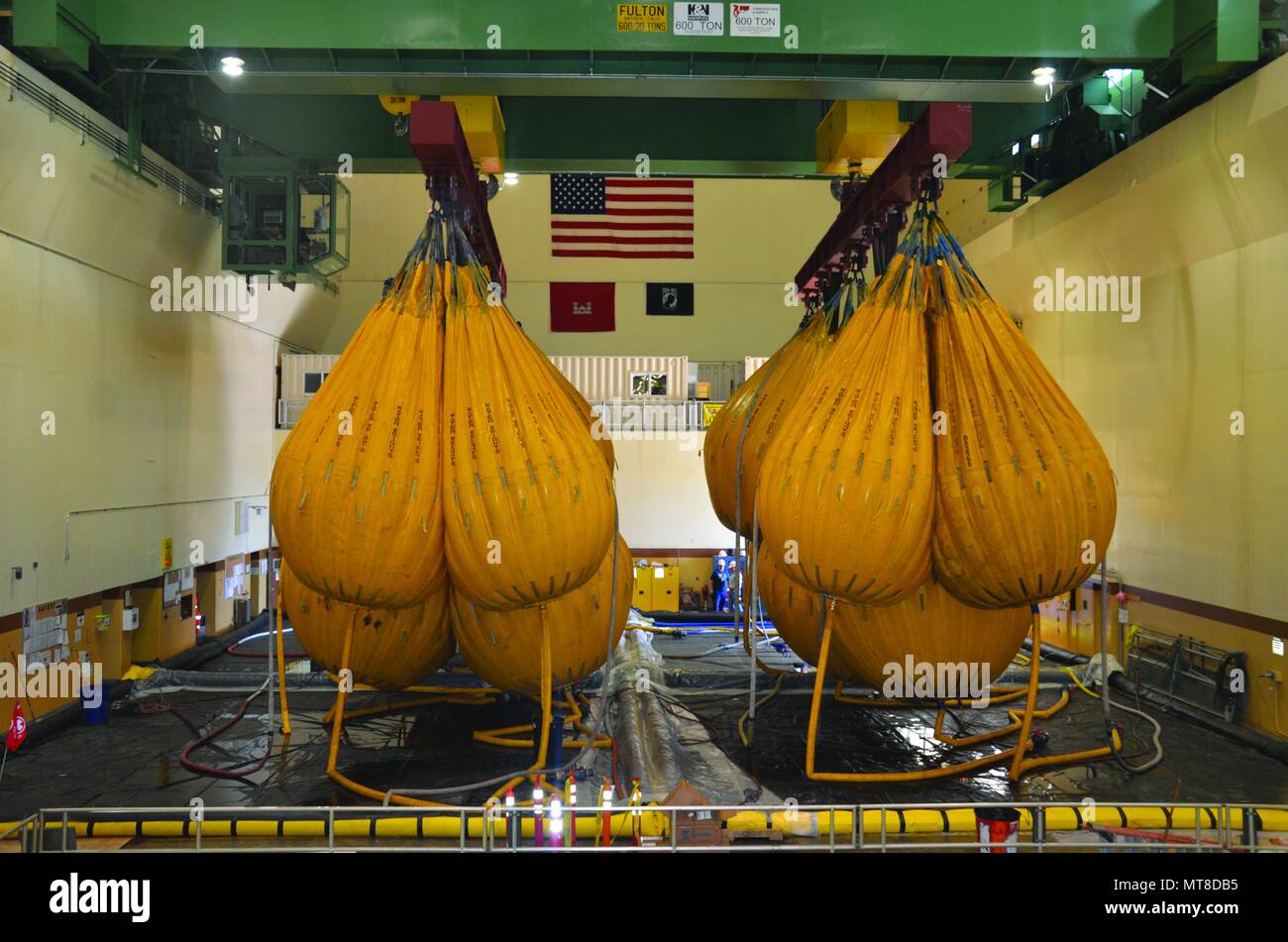 The water balloons used for Little Goose crane during the testing on ...
